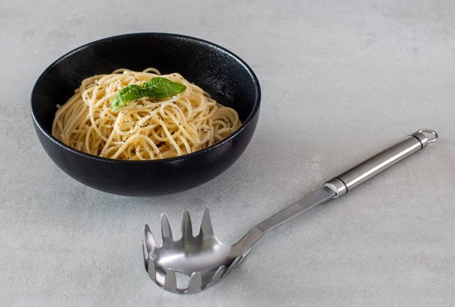 KitchenCraft Oval Handled Stainless Steel Spaghetti Server ...