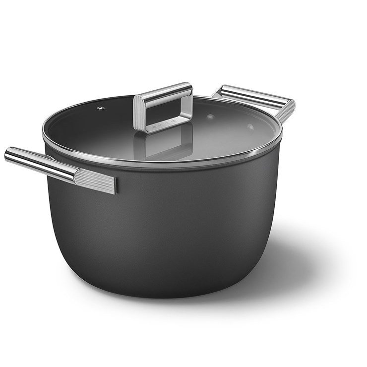 SMEG Casserole Pan 26cm and Lid | At Portmeirion Online - Portmeirion ...