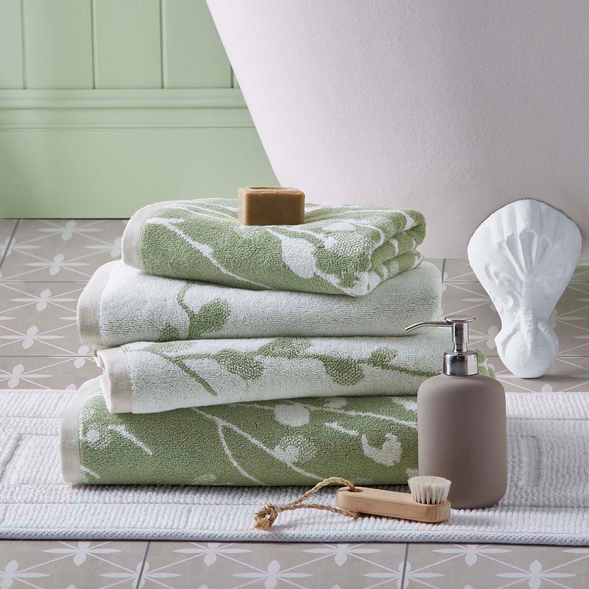 Laura Ashley Pussy Willow Hedgerow Towel | At Portmeirion Online ...