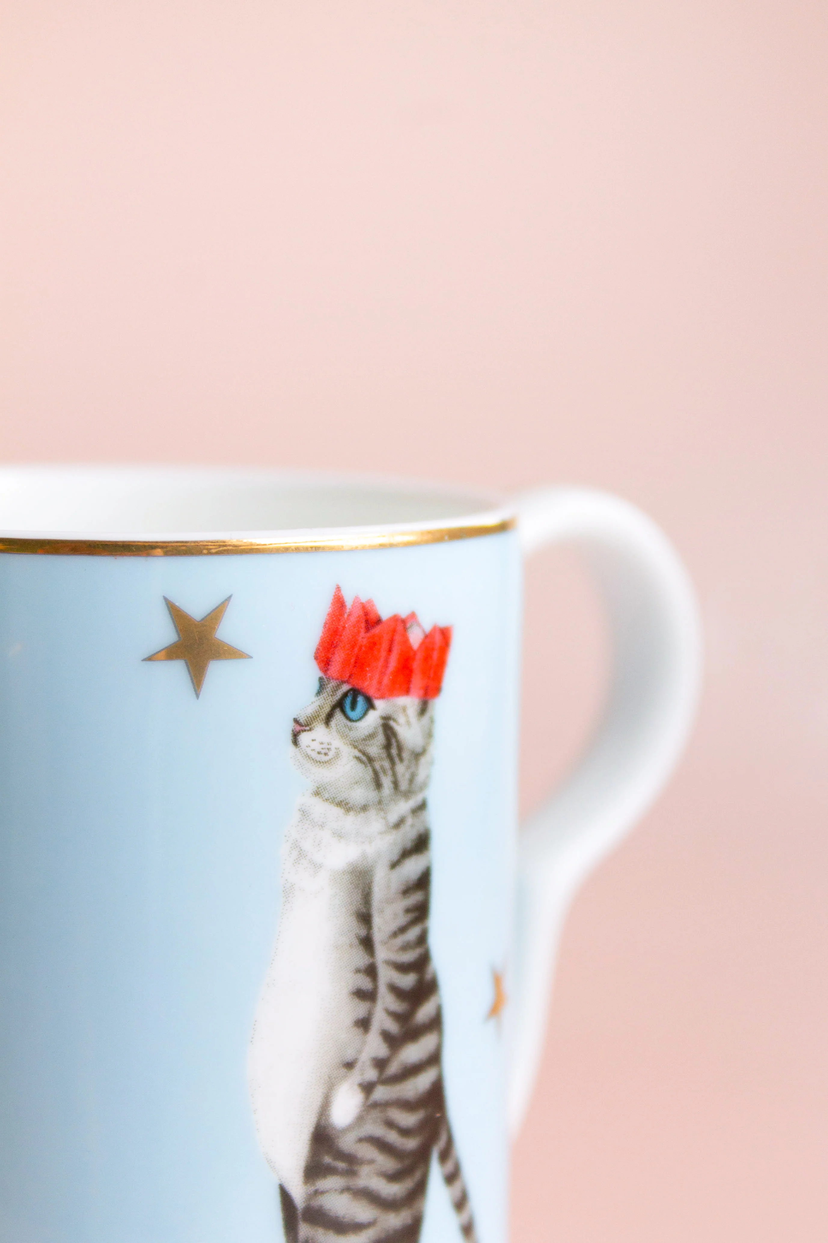 Yvonne Ellen Christmas Pussy Small Mug | At Portmeirion Online ...
