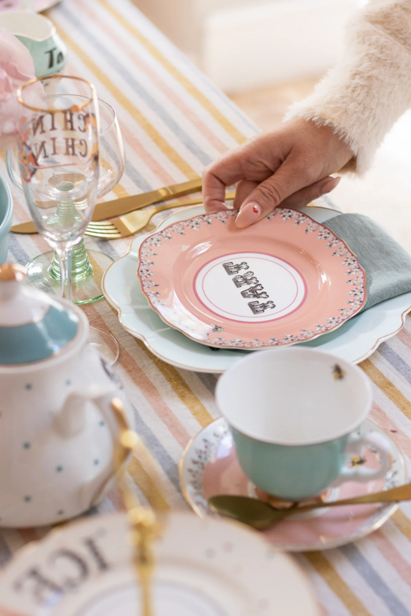 Yvonne Ellen Cheeky Cake Plates Set of 4 | At Portmeirion Online ...