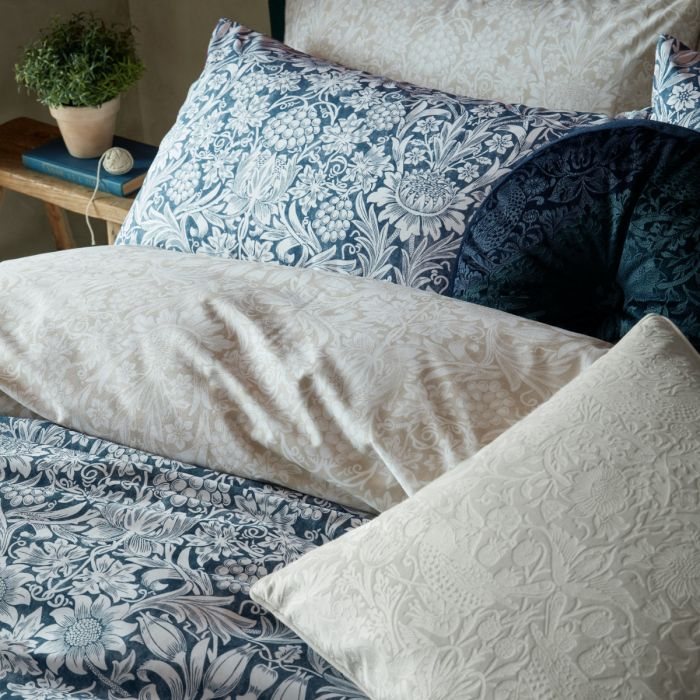 William Morris At Home Sunflower Ink Bedding | At Portmeirion Online ...
