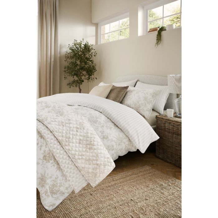 Laura Ashley Walled Garden Dove Grey Bedding | At Portmeirion Online ...