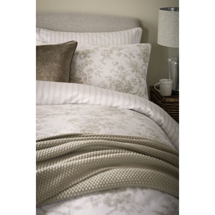 Laura Ashley Walled Garden Dove Grey Bedding | At Portmeirion Online ...