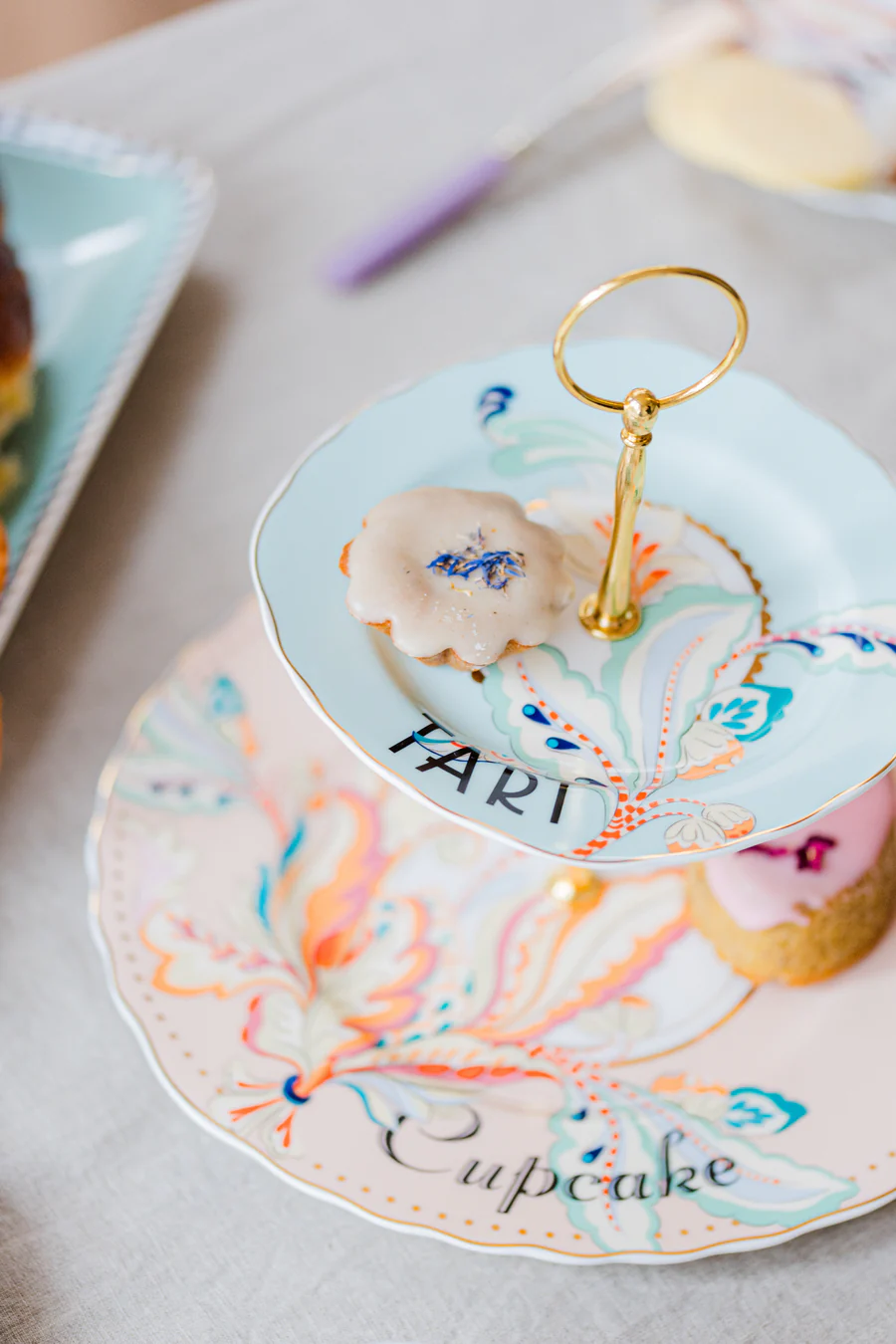 Yvonne Ellen Floral Two Tier Cake Stand | At Portmeirion Online ...